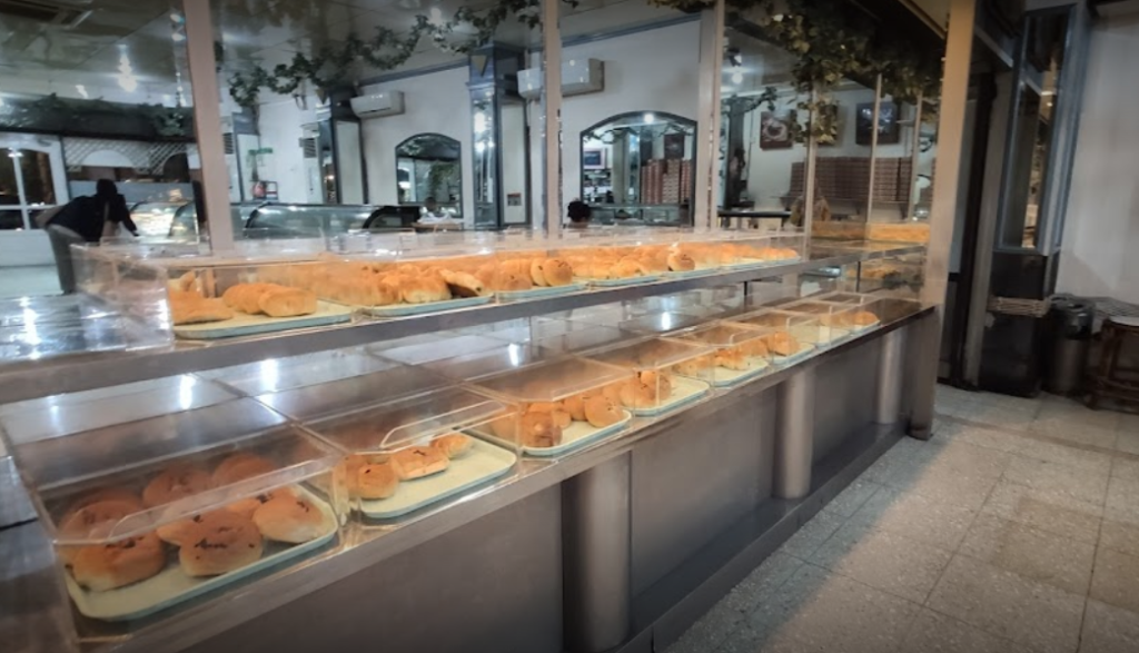 Cek Yuk Toko Roti Legendaris Jakarta Sejak 1978 Ini - Bake.co.id