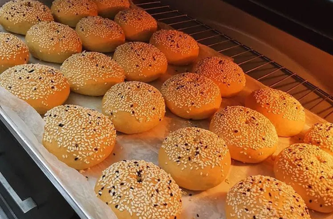 Kompiang, Roti Khas Manggarai NTT yang Eksotis - Bake.co.id