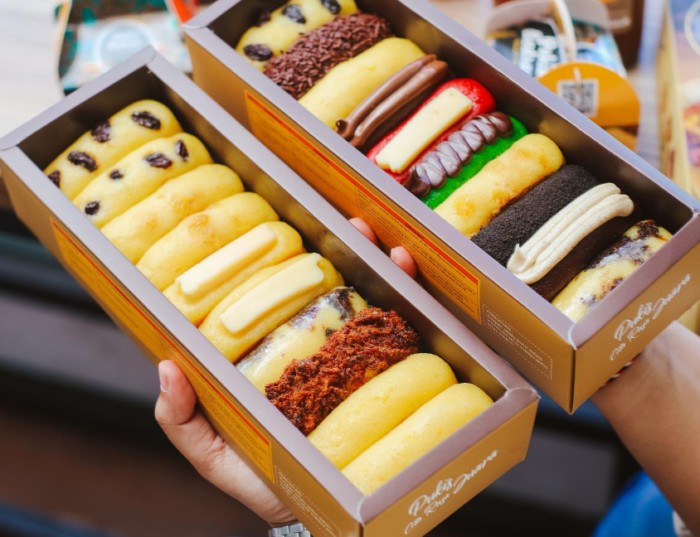 Pukis Badran Oleh Oleh Solo Kekinian Dengan Aneka Rasa Dan Warna Id
