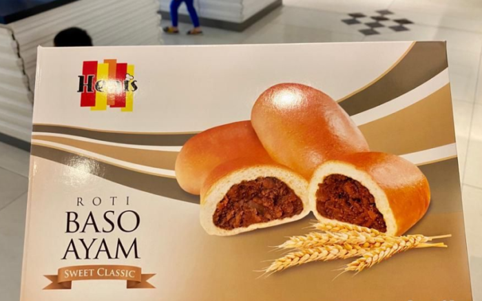 Roti Henis Mangga Besar: Roti Baso Ayam Legendaris di Jakarta - Bake.co.id