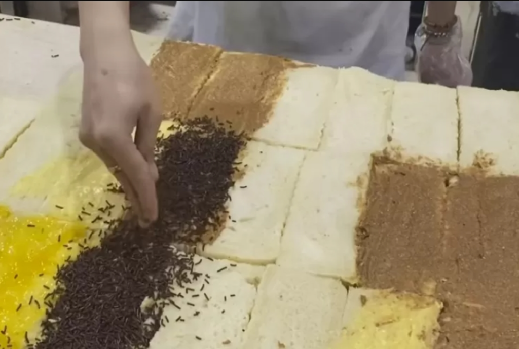 Sensasi Roti Bakar Cari Rasa yang Legendaris di Bandung - Bake.co.id