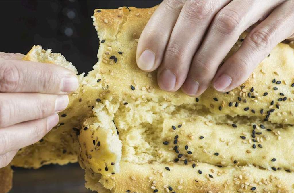 Nikmati Lezatnya Roti dari Iran dengan Keunikan Khas Negeri Persia ...